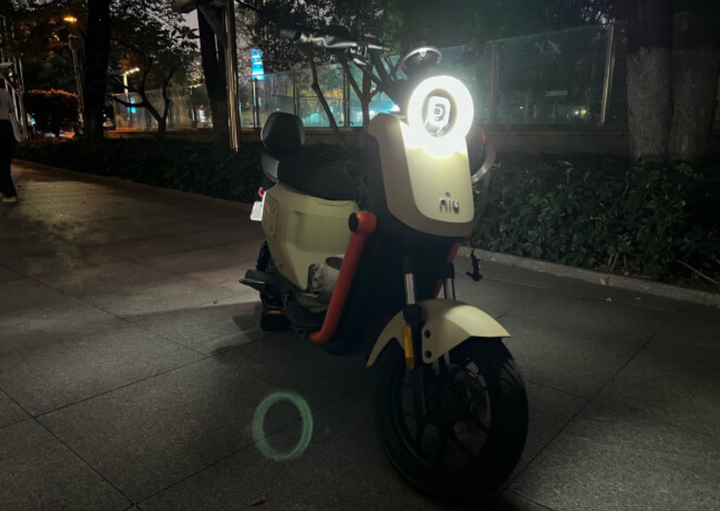 小牛电动车UQi+（小牛uqi+电动车）怎么样？上手一年评测优缺点 - 知乎