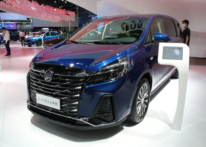 售25.98万元，别克GL8陆上公务舱652T豪华型值吗？ - 知乎