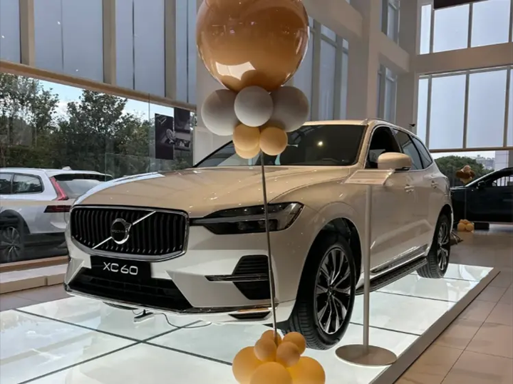 终端优惠9万多，2.0T+8AT+48V轻混，沃尔沃XC60可以入手了？ - 知乎