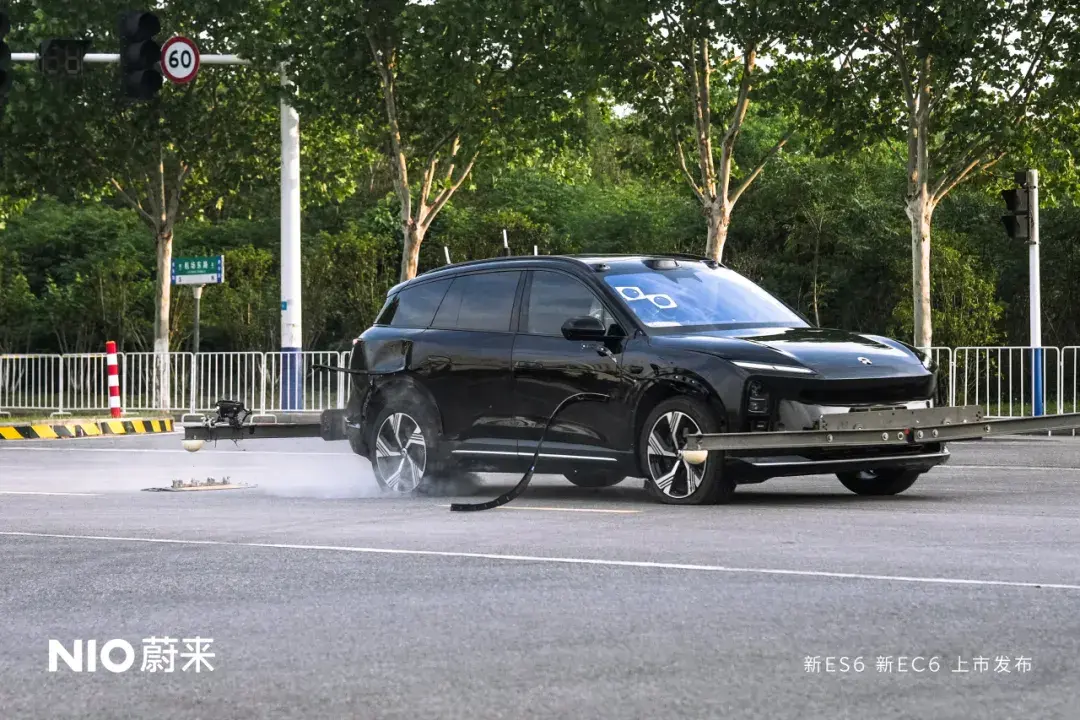 25款ET5/T上市，李斌把牙膏管给踩爆了？ - 知乎