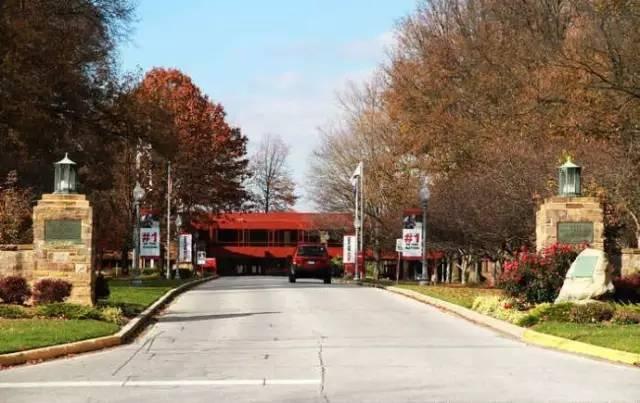 在罗斯霍曼理工学院 (RHIT) 就读是怎样一番体验？ - 知乎