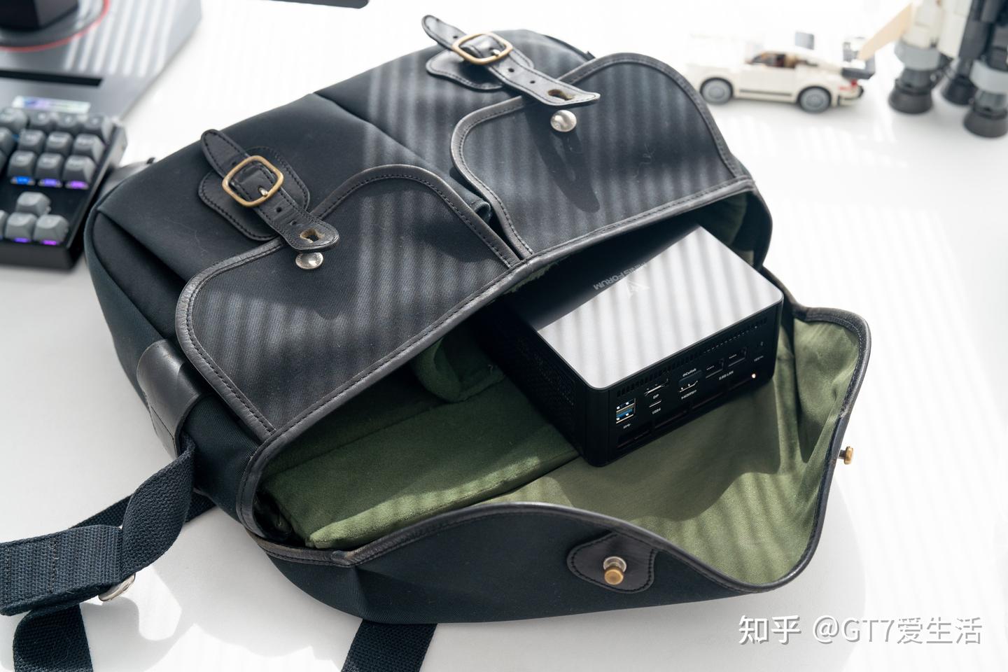 用8845HS玩3A，部署DeepSeek？实测铭凡UM880 PRO 迷你主机 - 知乎