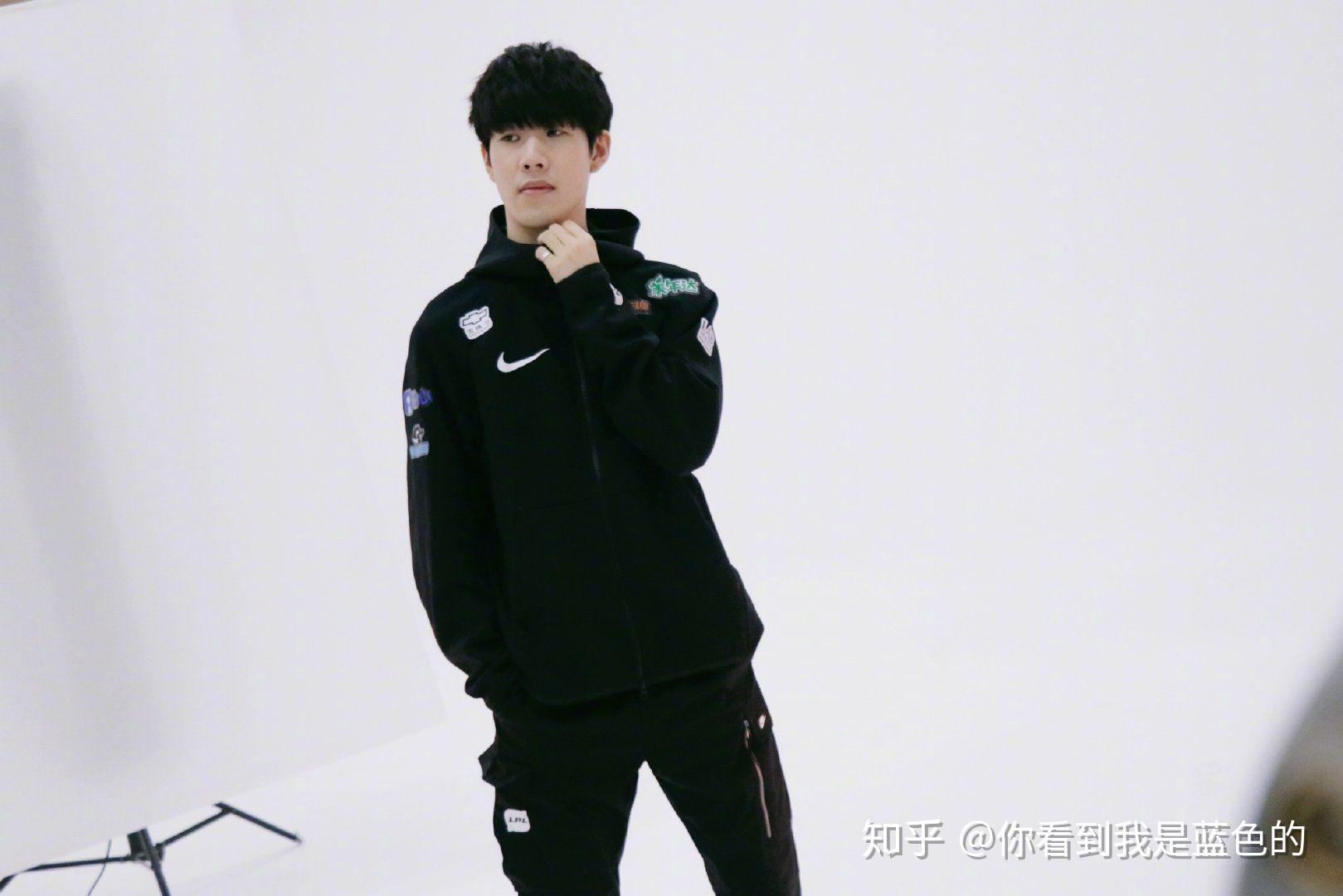 有没有大佬有The shy超帅的照片啊？ - 知乎