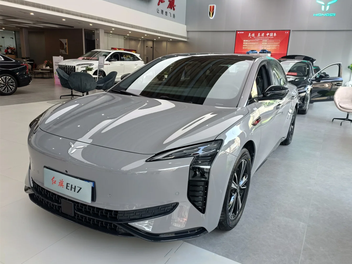 实拍红旗EH7：最高续航820km+轴距3000mm，能否打动你？ - 知乎