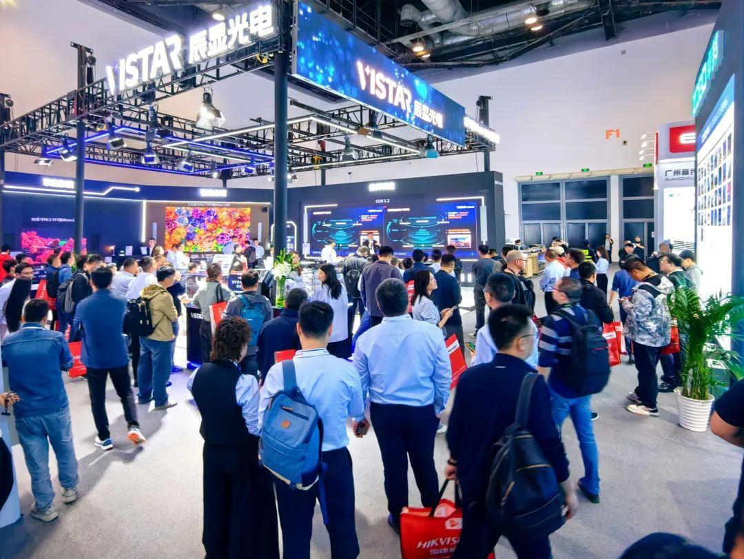 从商显到家庭影院，辰显光电发布多款TFT基Micro-LED新品 - 知乎