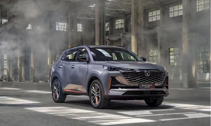 焕新颜启征程，长安第二代CS55PLUS风暴灰限量版售价12.59万元 - 知乎