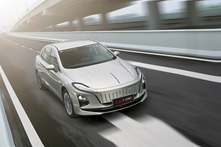 ALL IN新能源后 红旗E-QM5 560KM PLUS 2023款带来最强“航价比” - 知乎