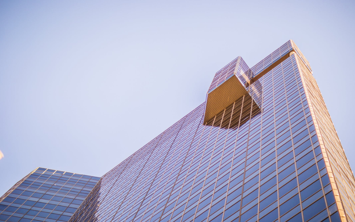 贵州银行被罚270万元 因向关系人发放信用贷款等多项违规 - 知乎