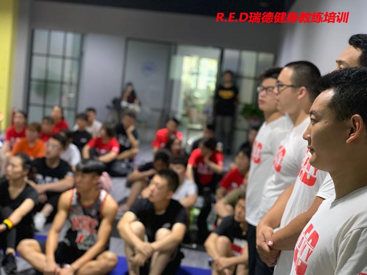 学健身教练去哪里报名？ 知乎