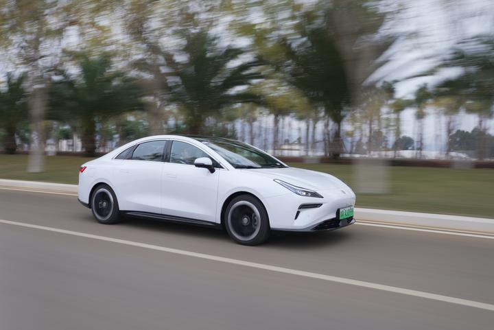 试驾合创 A06：智驾与质价我都要？ - 知乎