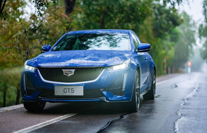 标配2.0T+大后驱，凯迪拉克CT5主打操控，7.3秒可破百 - 知乎