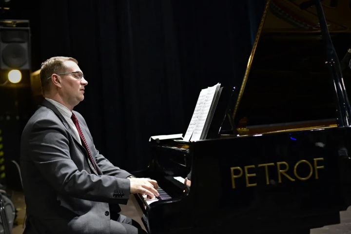 Jiří Pavlík | 用音乐指挥他的多面人生 - 知乎