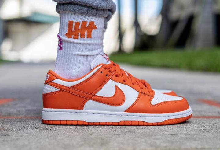 Nike Dunk Low “Orange Blaze” 雪城大学 - 知乎