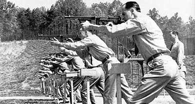 MP5：CS里的“B31” 世界最优秀的反恐冲锋枪 - 知乎