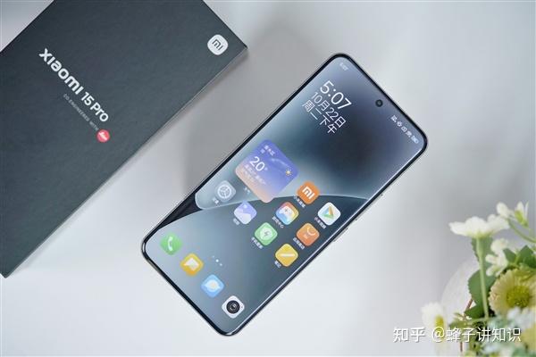 小米15 Pro图赏：等深四曲 手感太清爽！ - 知乎