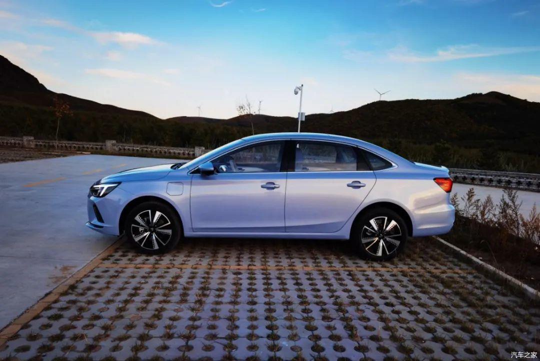 上汽R ER6长测：一款20万级你无法绕开的纯电轿车 - 知乎