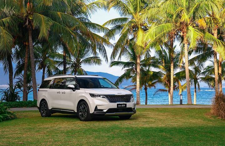 30万买台MPV，起亚嘉华、别克GL8和赛那该怎么选？ - 知乎