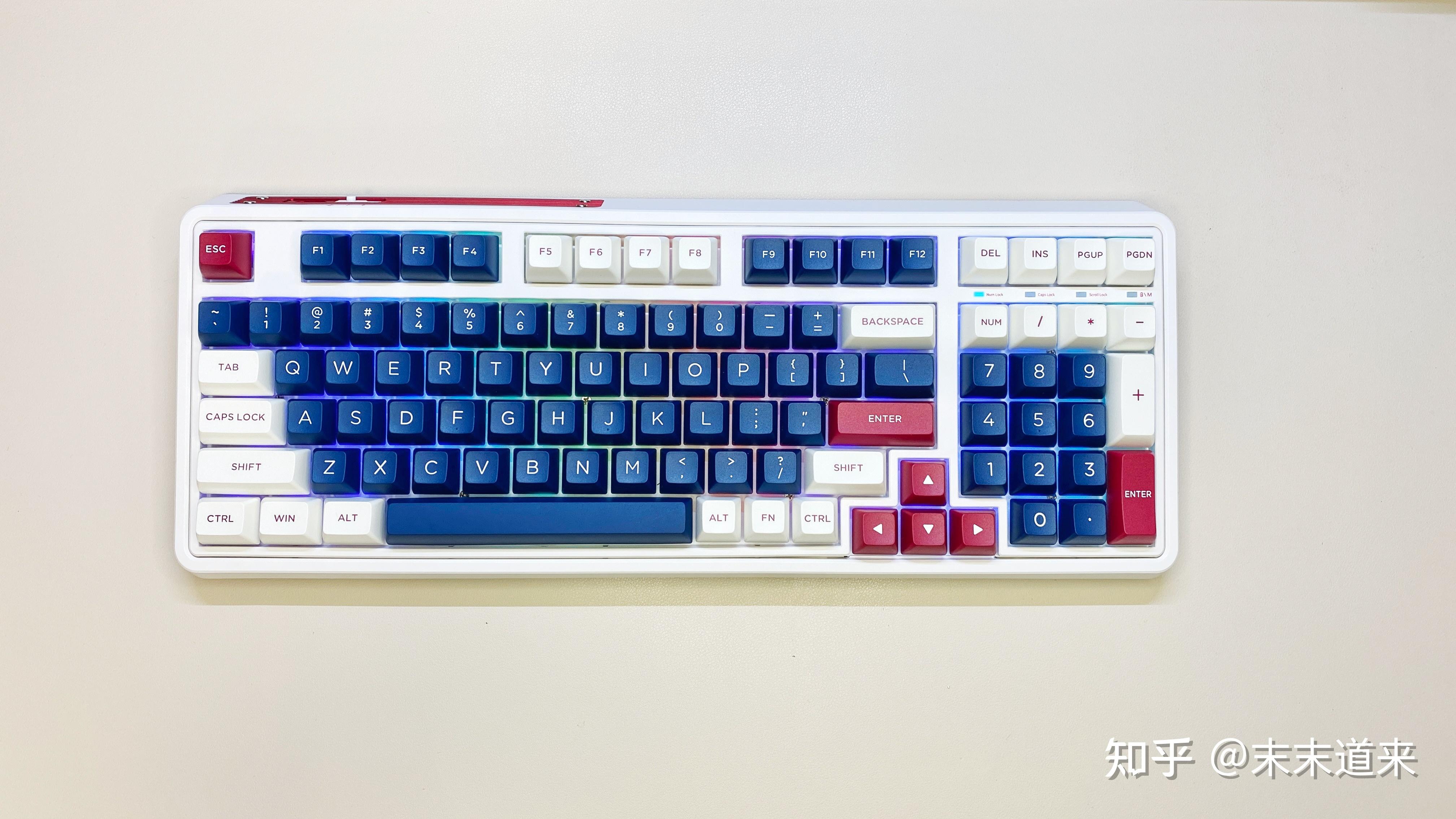 为什么有人喜欢买 98 键的机械键盘，相比于其他配列有什么优势，有哪些值得入手的 98 键机械键盘？