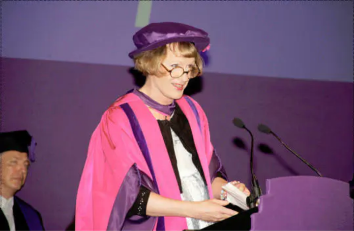 艺术家们的殿堂UAL，到底有什么魔力？ - 知乎