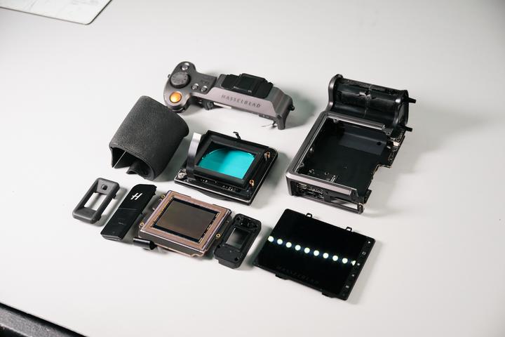 中画幅相机内部长啥样？哈苏X1D II 50C拆解 - 知乎