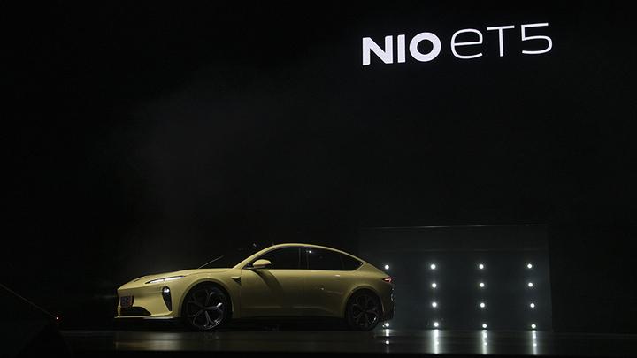 高流量的蔚来ET5，对手还不该是宝马+特斯拉 - 知乎