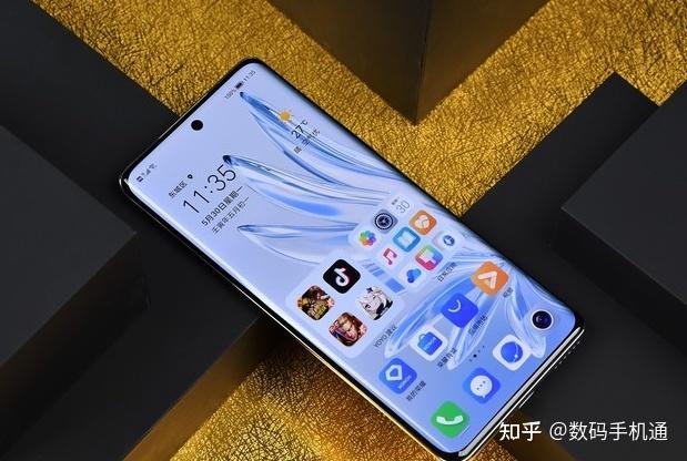 荣耀70Pro和荣耀magic4标准版，现在哪个更值得购买?