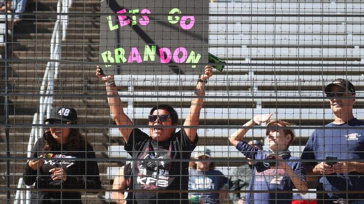 你知道Let's Go Brandon吗？ - 知乎