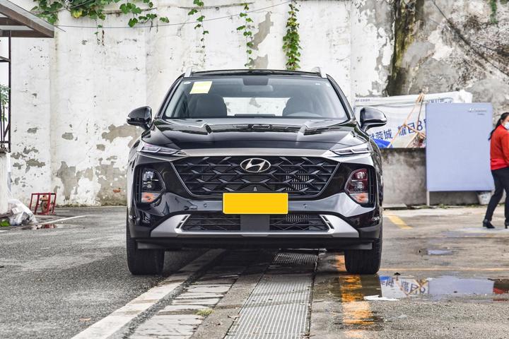 “直降”5.5万元，北京胜达搭载2.0T+8AT，SUV首选？ - 知乎