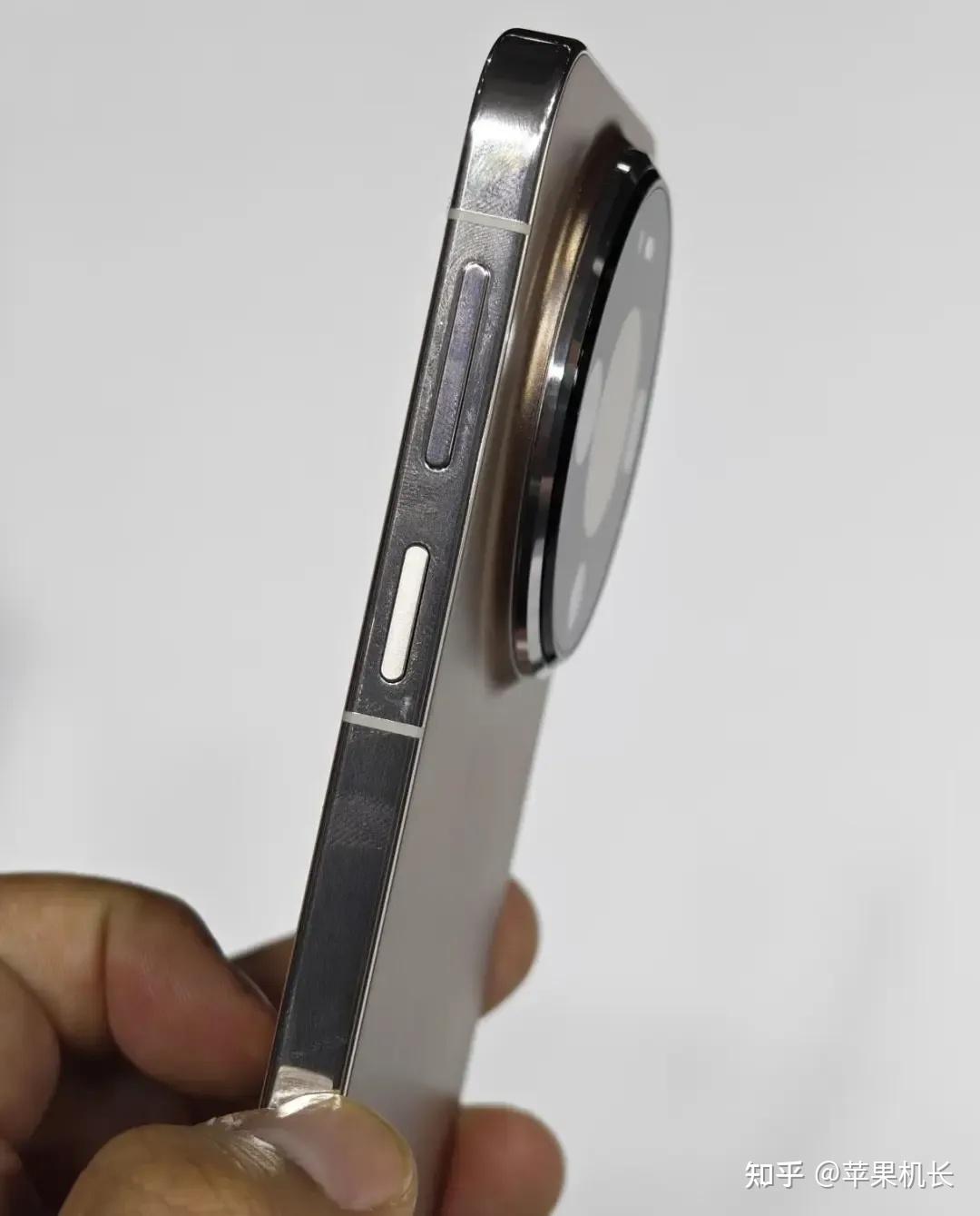 从iPhone 14换到华为 Mate 80，用了一个月，有些话不吐不快 - 知乎