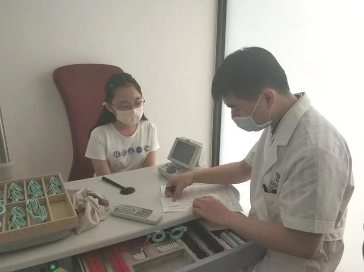 镜片真的是越薄越好吗? 知乎