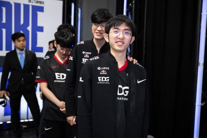 S11是 LPL的没落！韩网热议EDG击败RNG：表现太差了 - 知乎