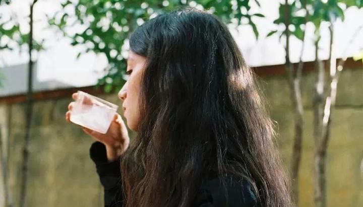 「她不一样」之500个女性故事｜LEMAIRE设计总监Sarah Linh Tran - 知乎