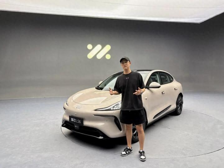 23万起的智己LS6到底贵不贵？ - 知乎