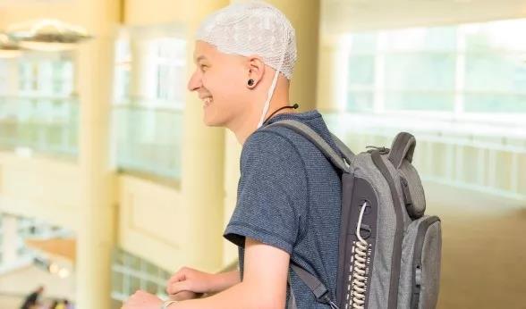 脑胶质瘤患者迎来新疗法，肿瘤电场治疗在香港上市，明显提高疗效 - 知乎