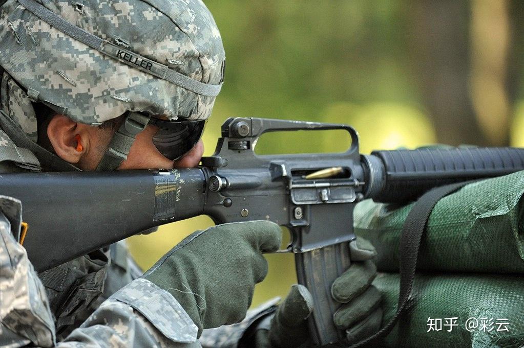 现实生活中M16A4能全自动射击吗？ - 知乎