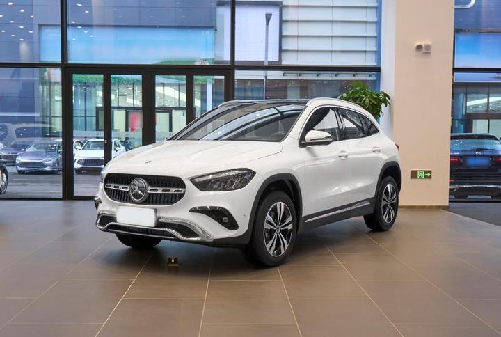 奔驰GLA200参数配置全解密：1.3T小钢炮还是豪华SUV新宠？ - 知乎