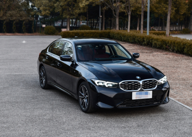 新款宝马3系VS奥迪A4L，三十万级，哪个档次更高？ - 知乎