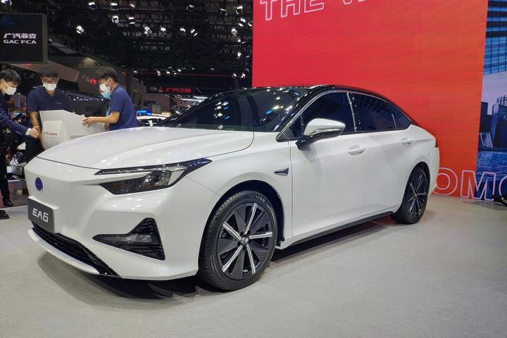 2020广州车展丨将于2021年一季度上市 广汽本田EA6亮相 - 知乎