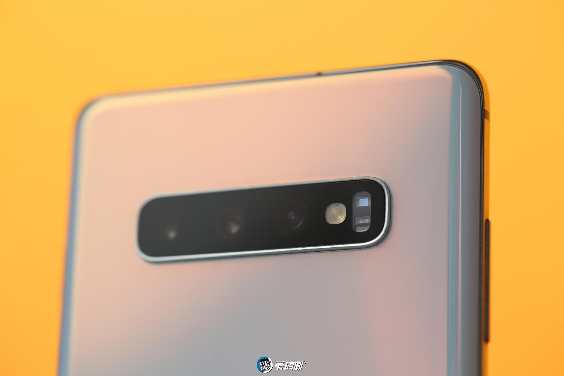 三星Galaxy S10+详细评测：真的差一点点就完美了！ - 知乎