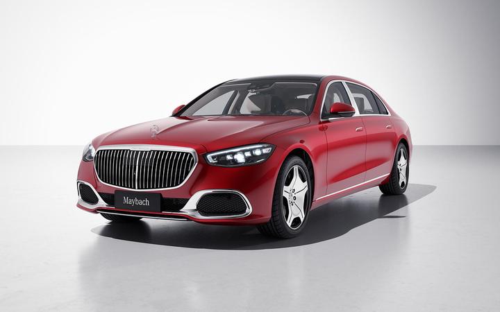 尊享礼遇，22款迈巴赫S480改4D旋转高音，香槟杯轮毂，桃木饰板等 - 知乎