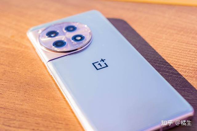 2500元档，一加ace3和红米K70谁的表现更好？全面深度对比