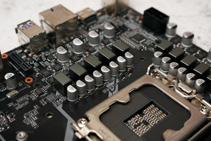 经典大作登陆PC，艾尔莎EA B760M-E D5和你玩转《对马岛之魂》 - 知乎