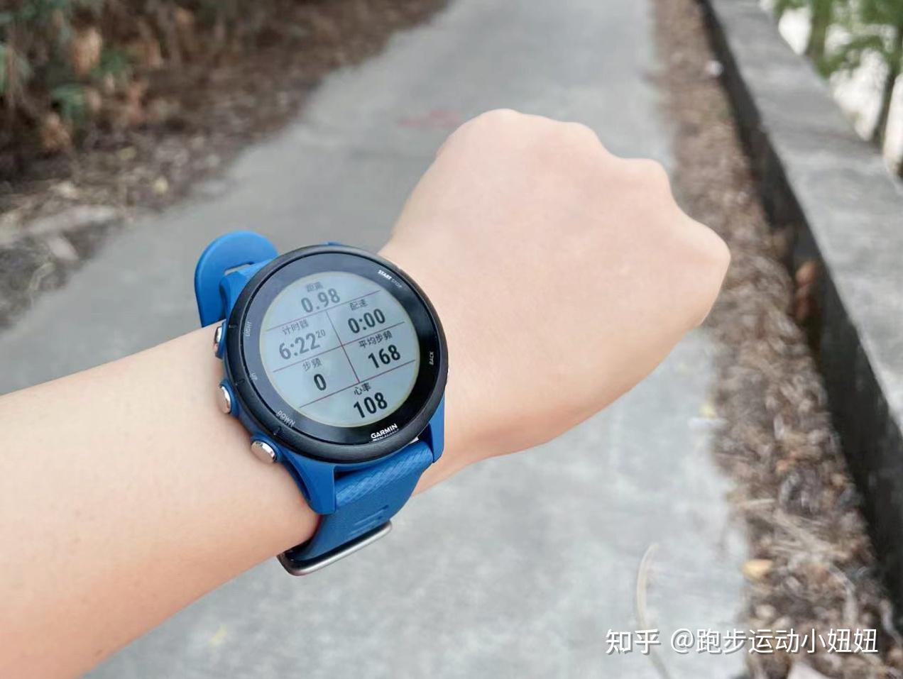 佳明 Forerunner 265/265S 发布，和 255 有哪些区别，值得入手吗？ - 知乎