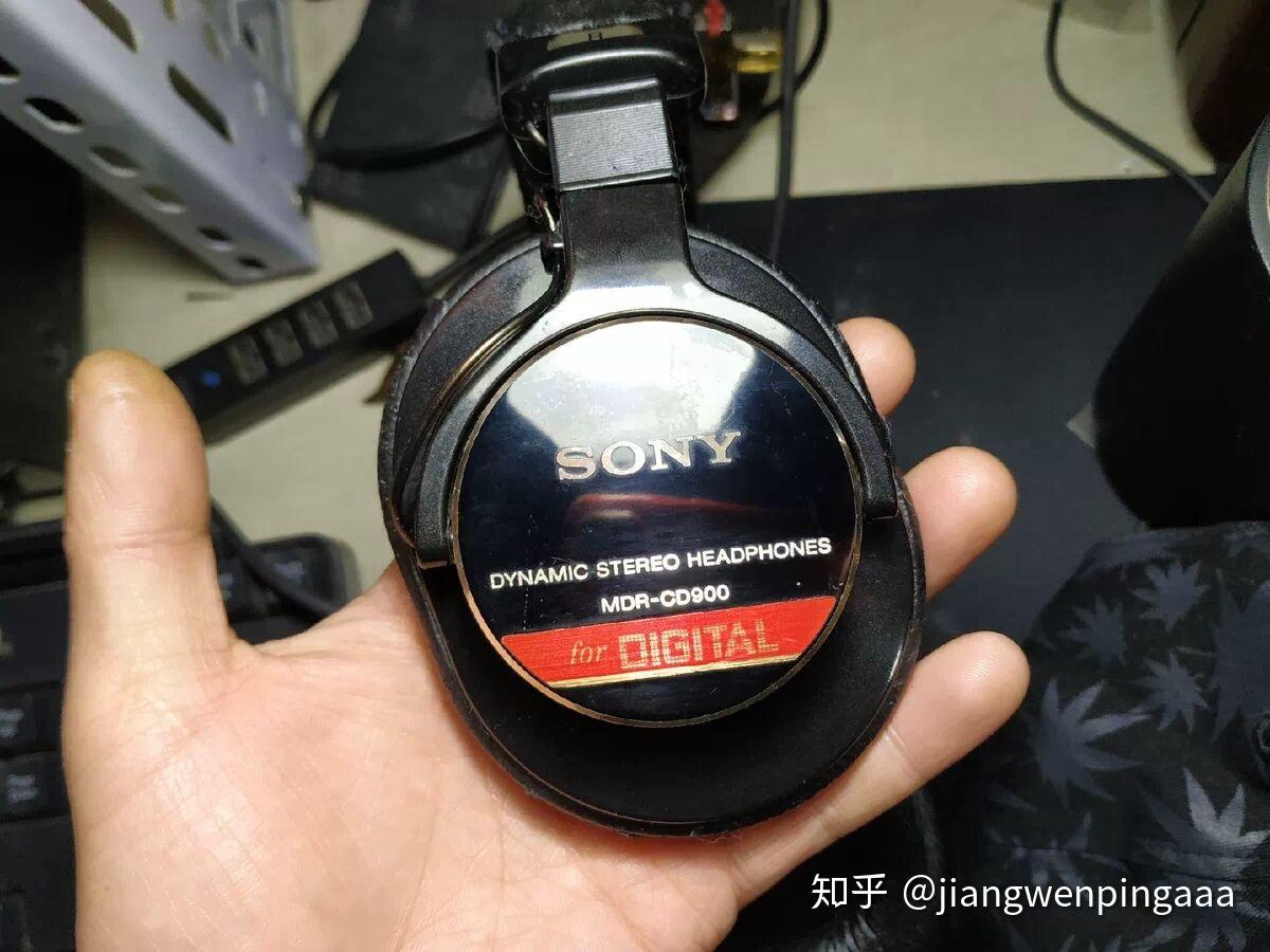 如何评价索尼mdr-v6？ - 知乎