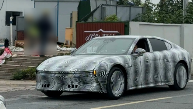 全新外观设计，会搭载XPILOT 4.0系统 小鹏E29路试谍照曝光 - 知乎