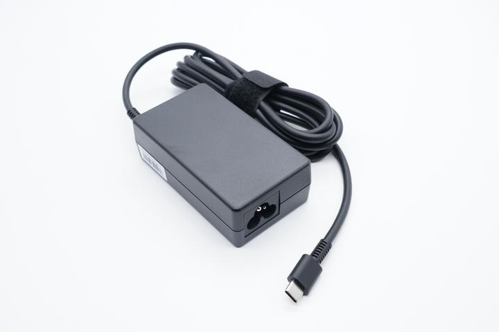 PD 65W输出，兼容表现更优异，惠普战66 65W电源适配器评测 - 知乎