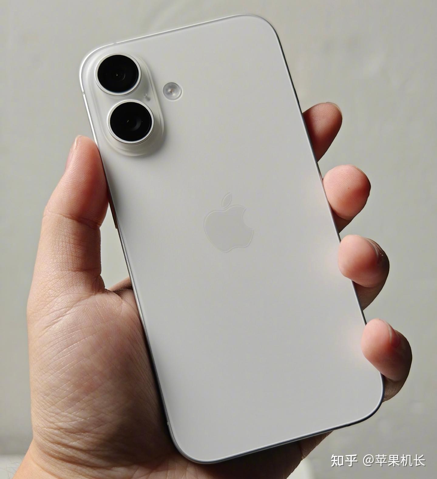 iPhone 16e和iPhone 16有什么区别？价格相差700元该怎么选？ - 知乎