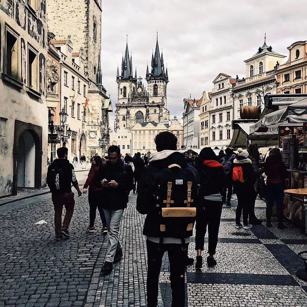 如何评价加拿大VENQUE 范克这个牌子的双肩背包？ - 知乎