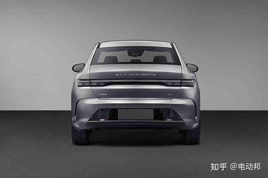 全员带“刀”+1000km续航！8款比亚迪DM-i家族成员盘点 - 知乎