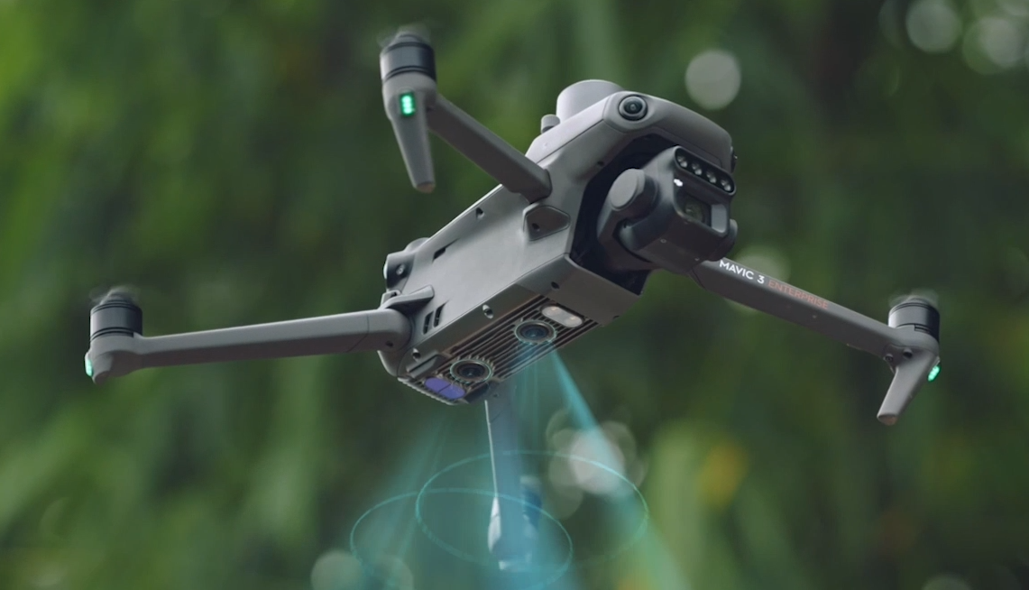 大疆全新 Mavic 3M无人机多光谱相机融合可见光相机 - 知乎